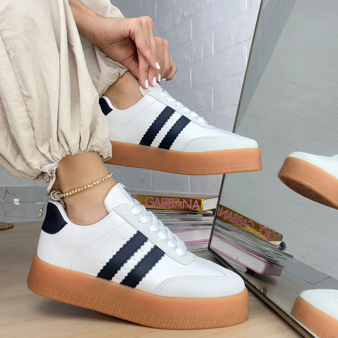 AMANDA BLANCO – Aloha Shoes